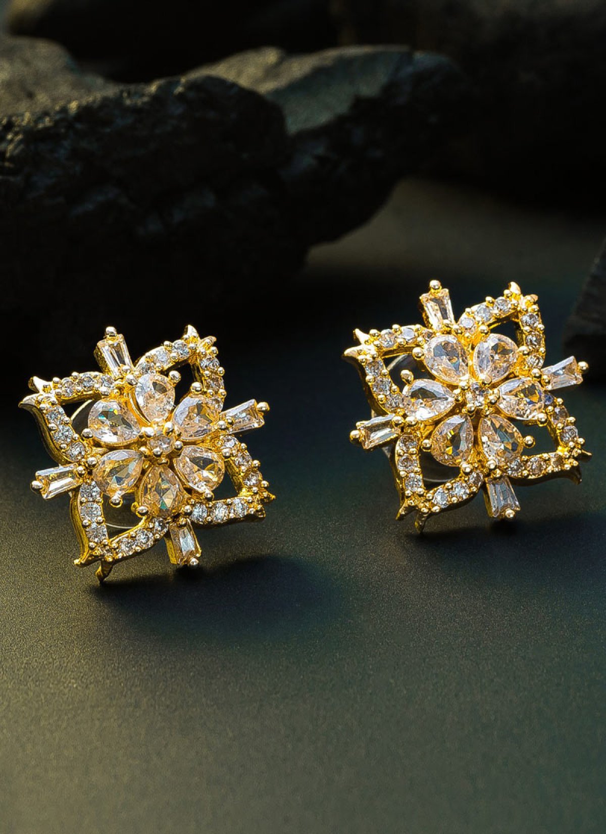 Nice earrings online store